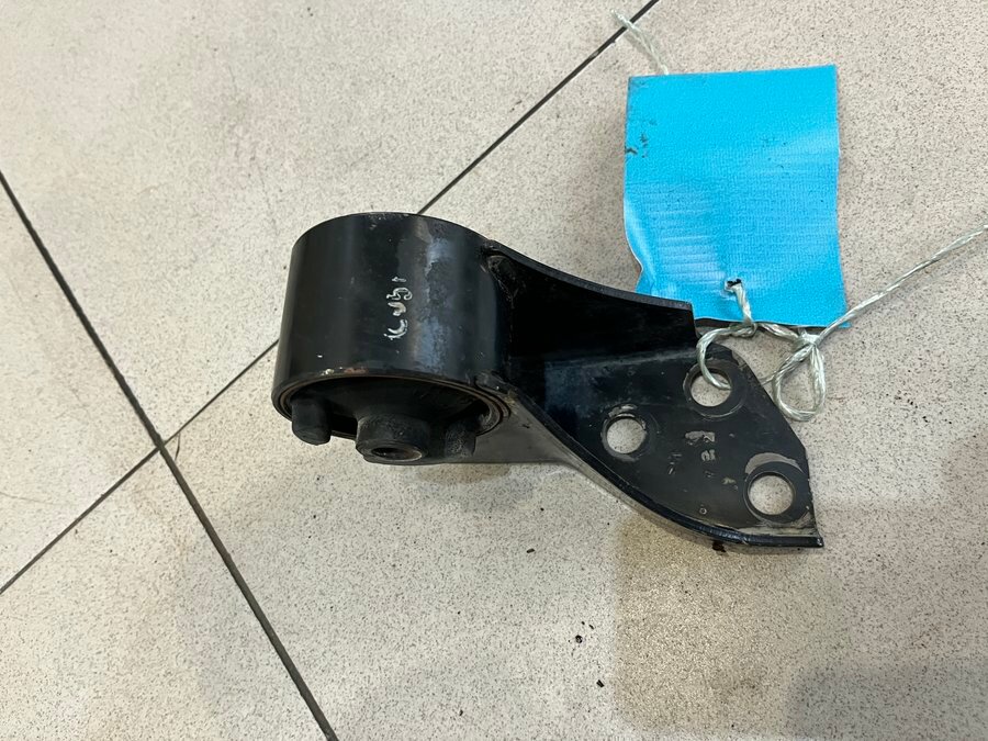 Опора КПП от Kia Spectra 2000-2011