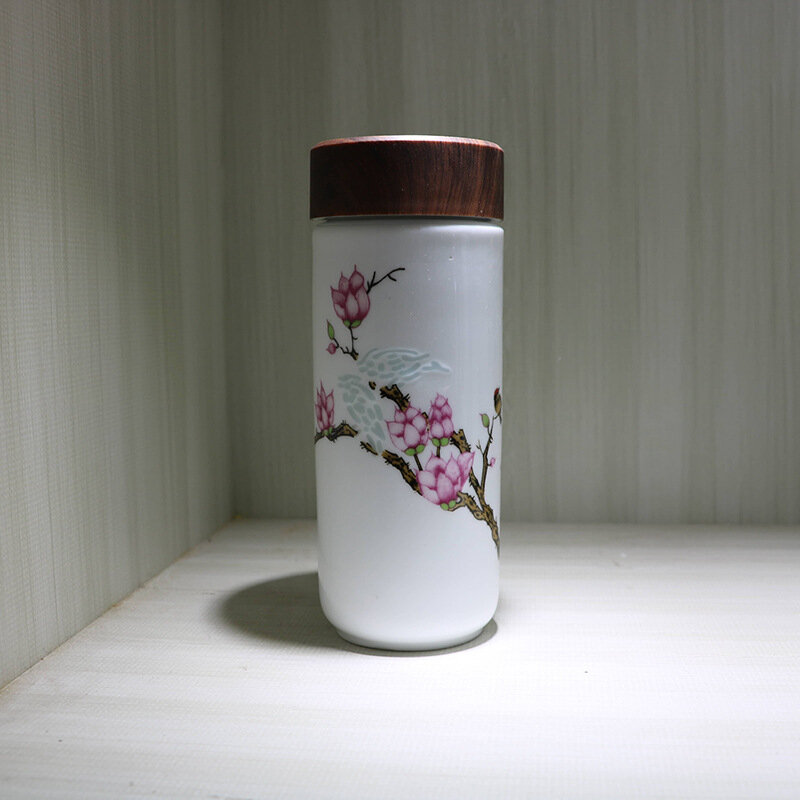 Элегантная термоскружка из Jingdezhen фарфора с цветочным узором и керамической внутренней вставкой с крышкой для