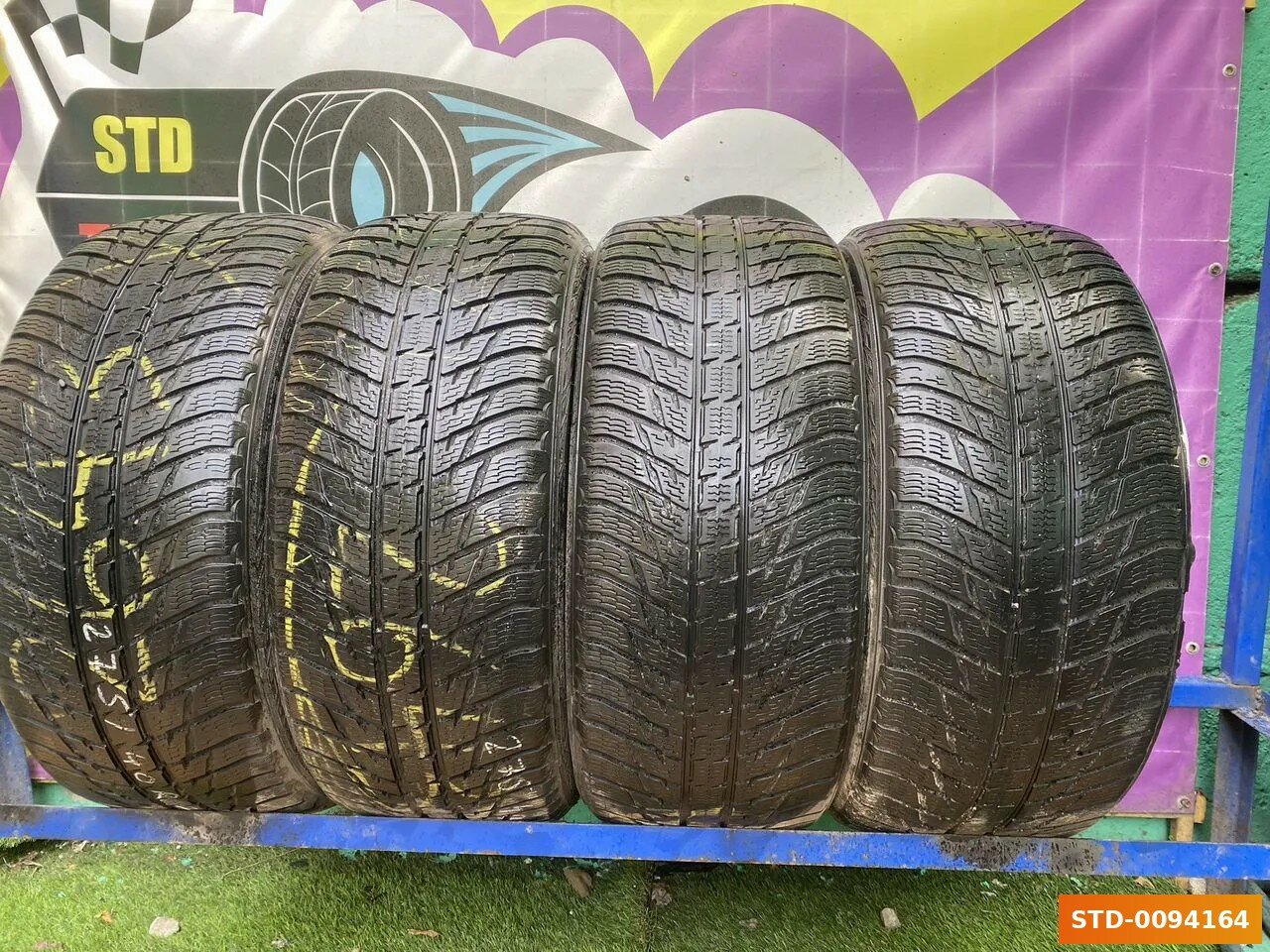 Комплект (2 шт) зимних БУ шин Nokian Tyres WR SUV 3 275/40 R21 45% износ 7575339213