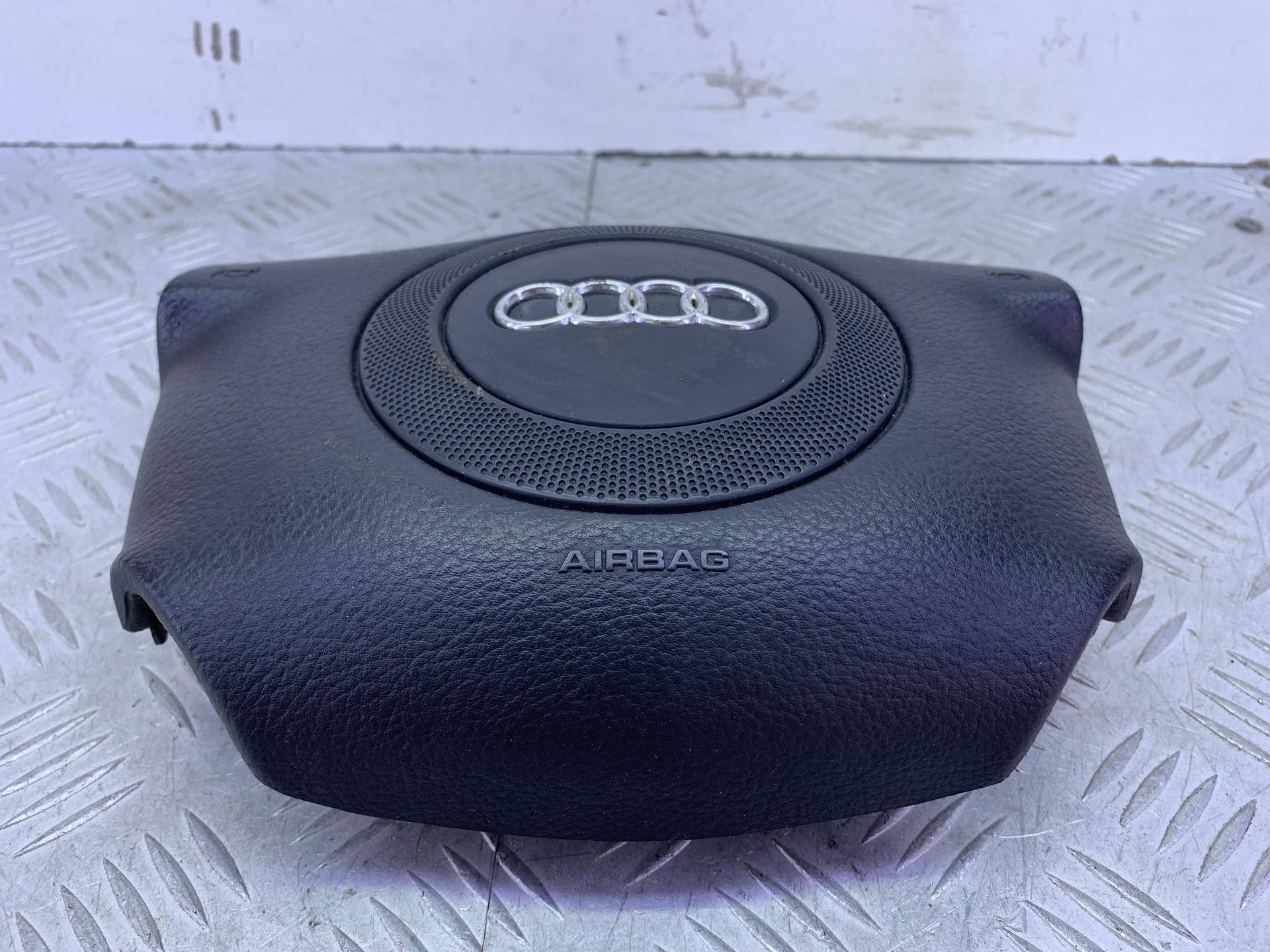 Подушка безопасности водителя Audi A4 B5 (1994 - 1999)