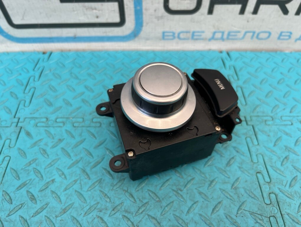 Кнопка BMW X5 2008 E70 M57D30 3.0 арт. 159730