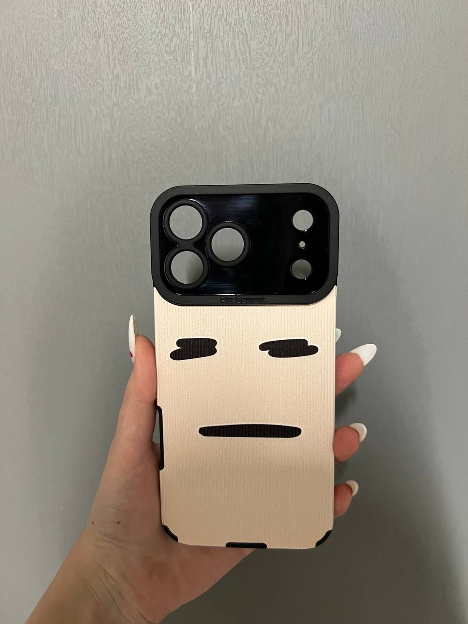 Чехол на Iphone 17 Pro Max с принтом смайлик белый Чехол на айфон 17 про макс с рисунком — фото 1