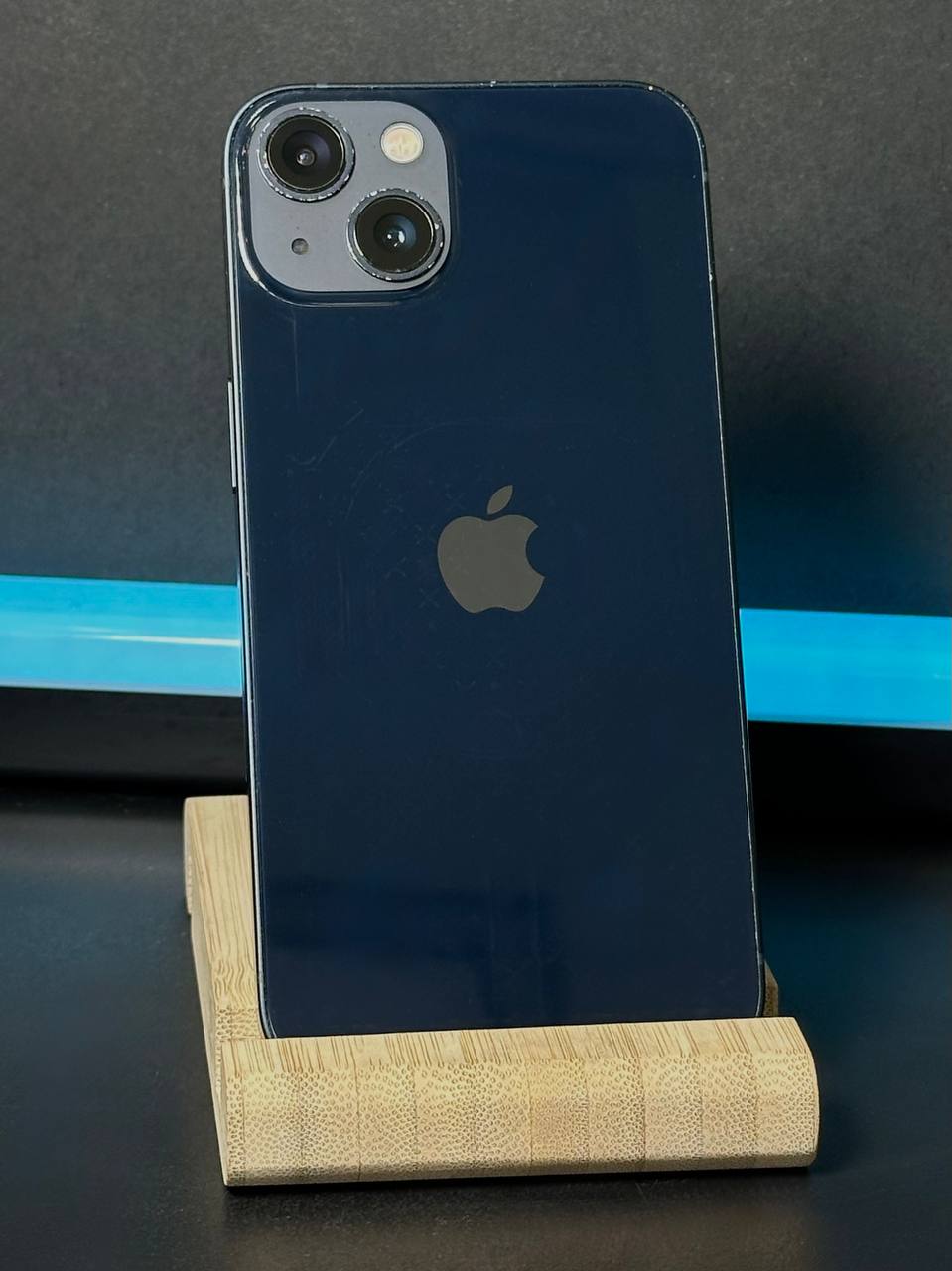 Смартфон Apple iPhone 13 128 ГБ, nano SIM + eSIM, черный