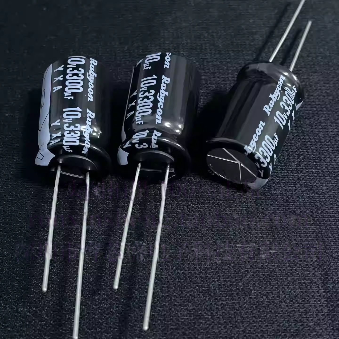250 шт. 3300мкФ 10В (3300UF 10V 12,5x20мм) алюминиевые электролитические конденсаторы Rubycon серии YXA, новые, высокочастотные, с длительным сроком службы