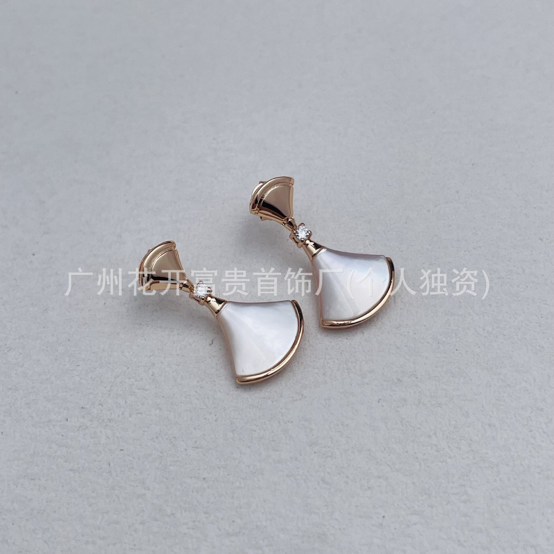 Серьги Taobao