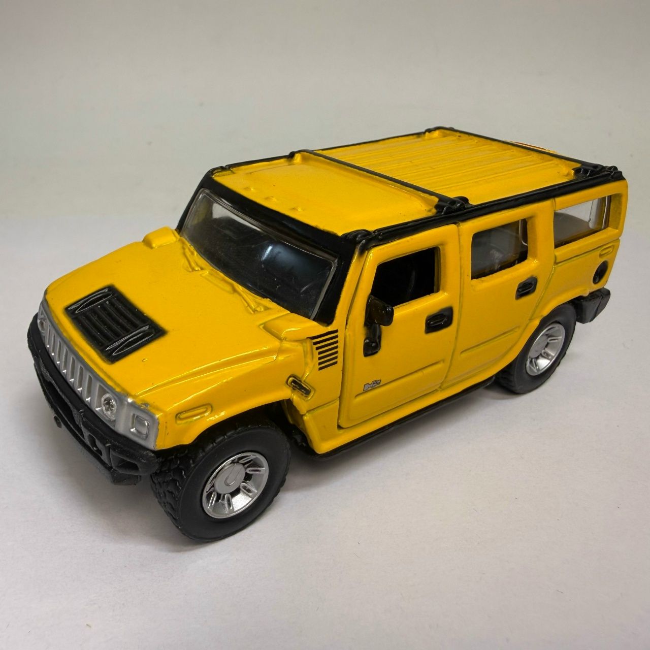 Maisto Hummer H2 SUV 2003 1:46 без блистера