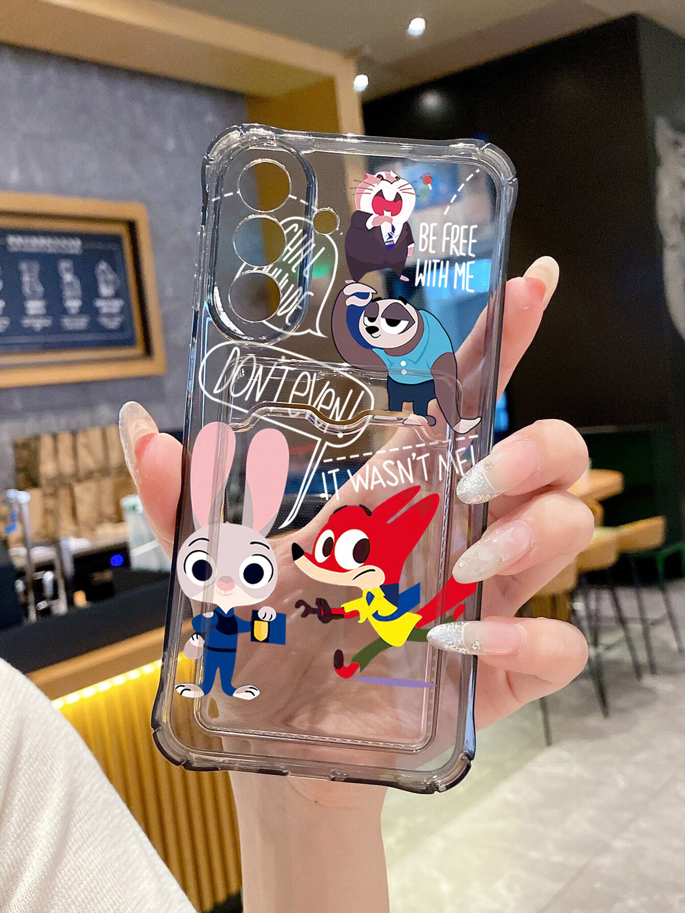 Чехол для Samsung Galaxy S22+(Самсунг S22+) с отделением для карт памяти, мягкая прозрачная обложка с принтом Зверополис