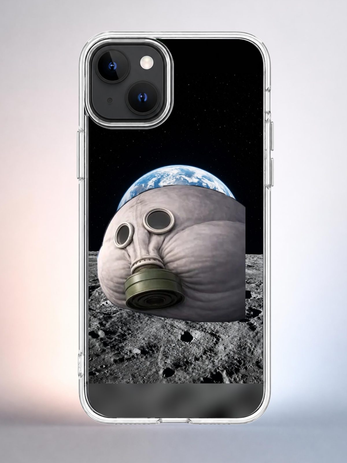 Чехол iPhone 15 Противогаз на Y2K Indie Sleaze