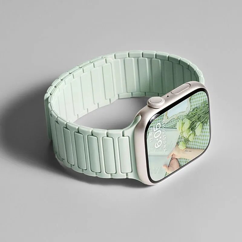 Ремешок для Apple Watch 38mm, 40mm, 41mm магнитный силиконовый, ремешок для смарт часов Apple Watch Series 1-10 , SE 38mm 40mm 41mm 42mm(Series 10)