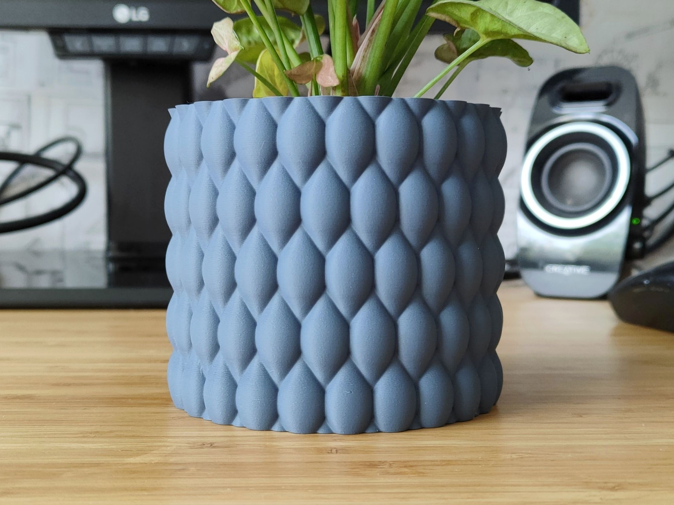 Кашпо для растений дизайнерская, 3D-печать под заказ, арт. PZ-PLANT-PR-572490