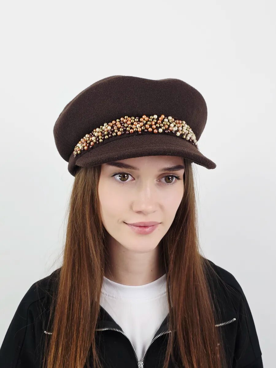 Кепка для женщин