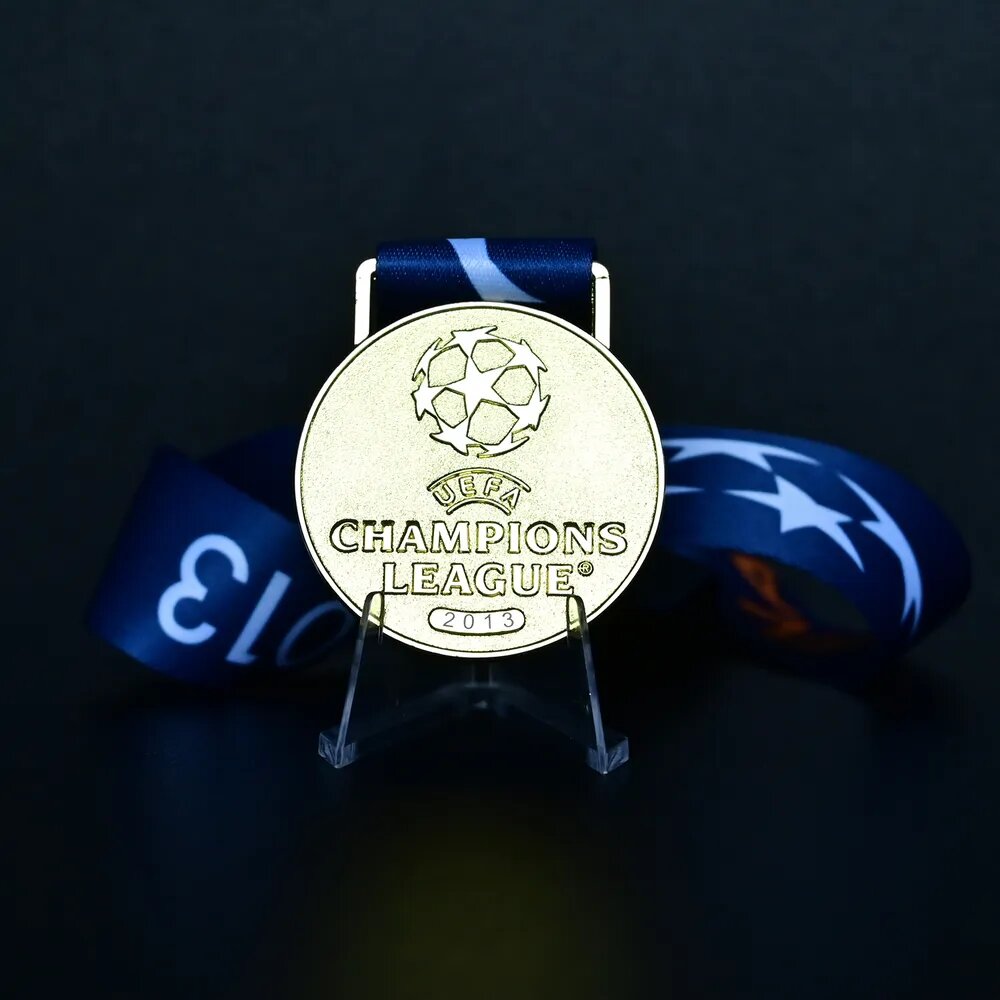 Медаль Лиги чемпионов УЕФА 2013