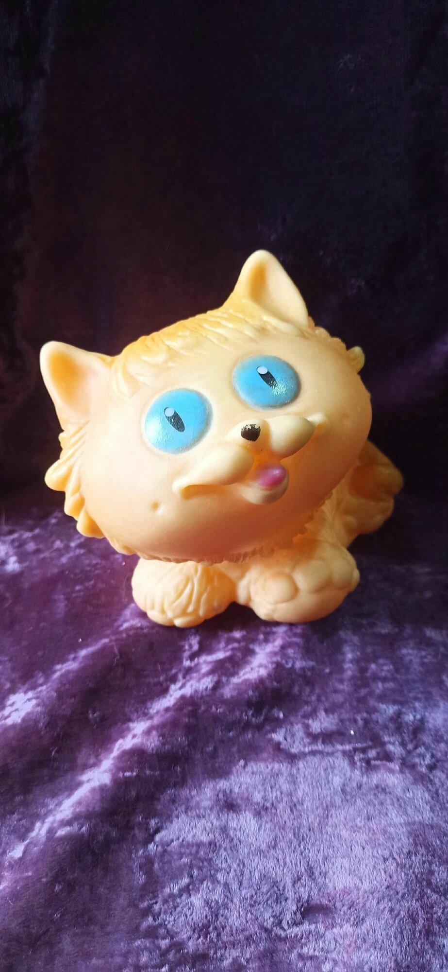 Винтажная резиновая игружка рыжий кот, 13х18
