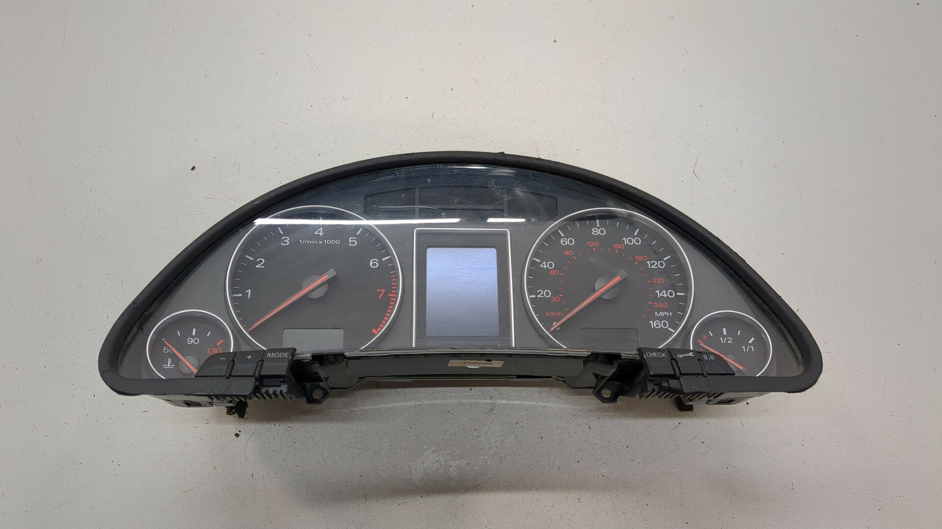 Приборная панель Audi A4 (B6) Б/У