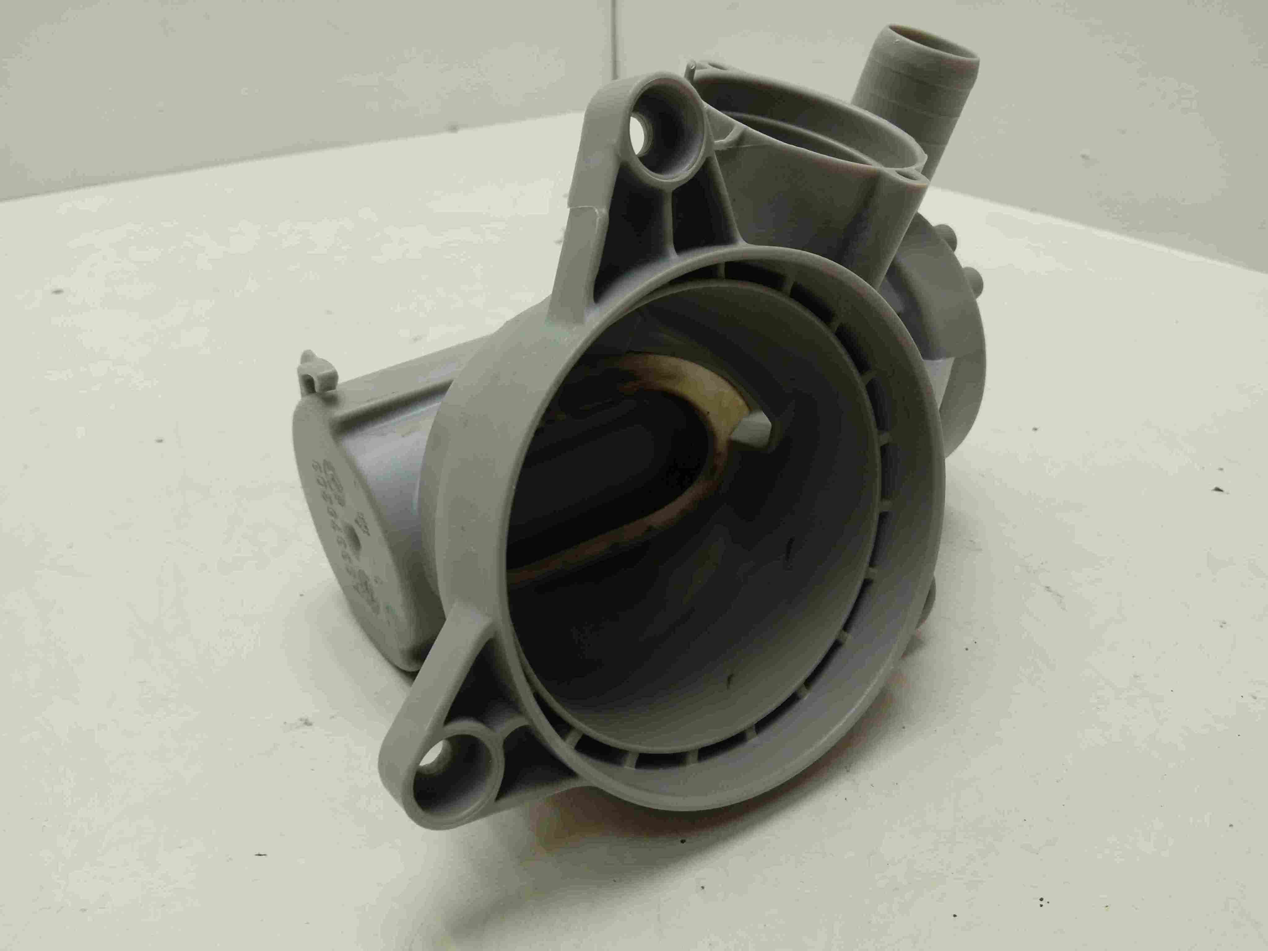 ZWU50924WI кт200 Улитка сливного насоса для стиральной машины Zanussi ZWU50924WI б/у