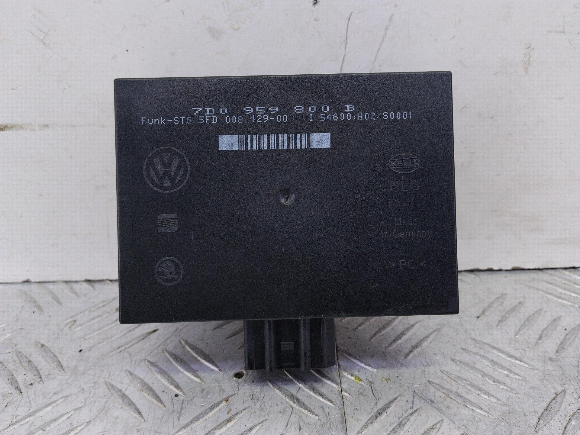 Блок комфорта Volkswagen Caravelle T4 (1991 - 2003) 7D0959800B