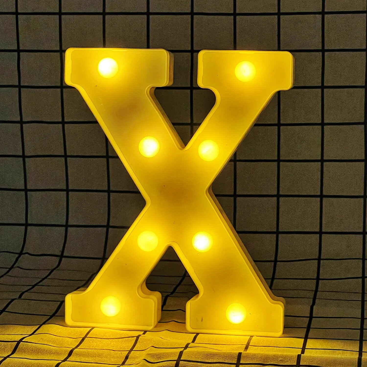 Светодиодная буква X, 16 см, Желтый