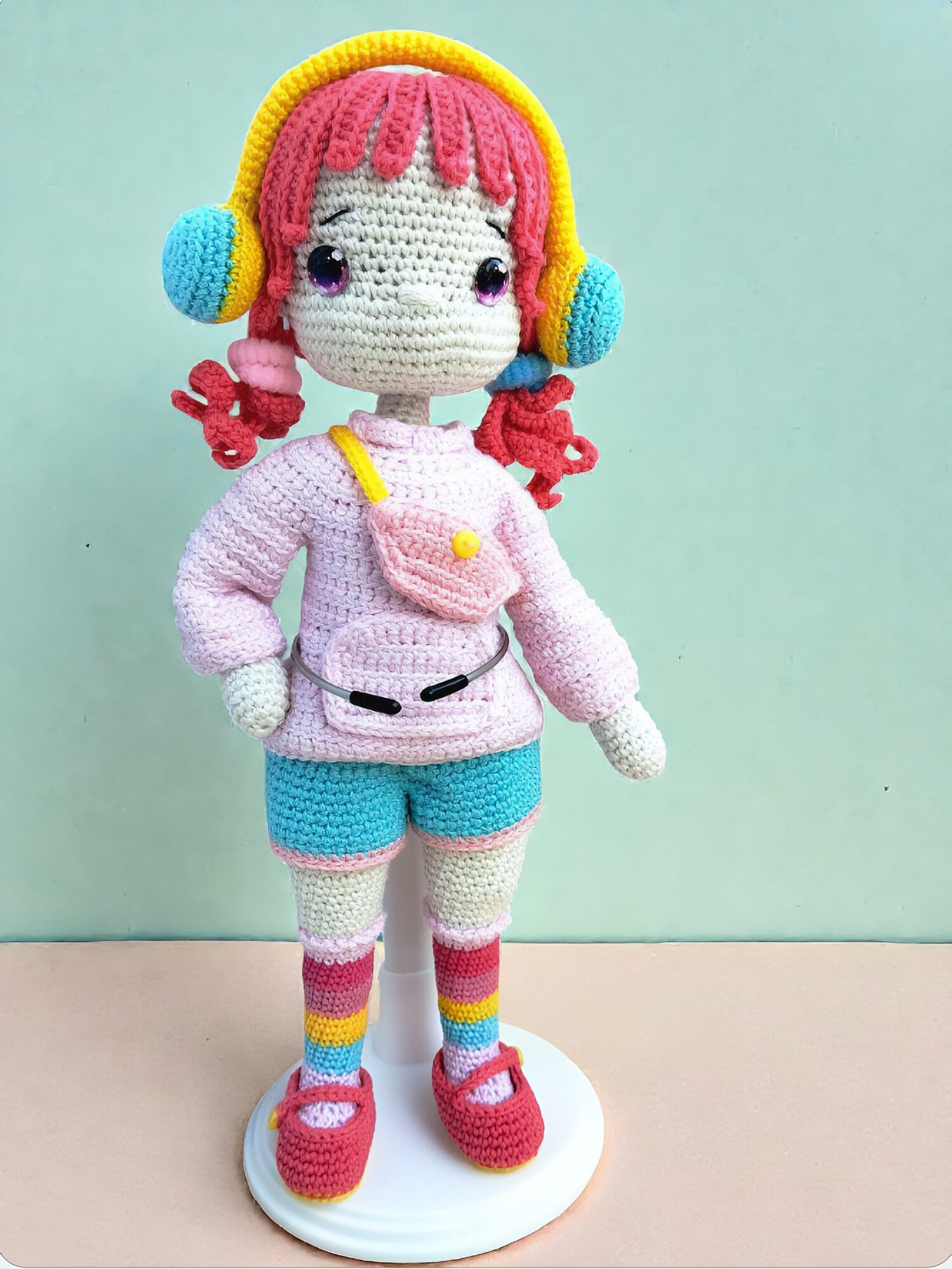 Интерьерная кукла YushKa Handmade "Девочка в наушниках" , ручная работа , 25 см