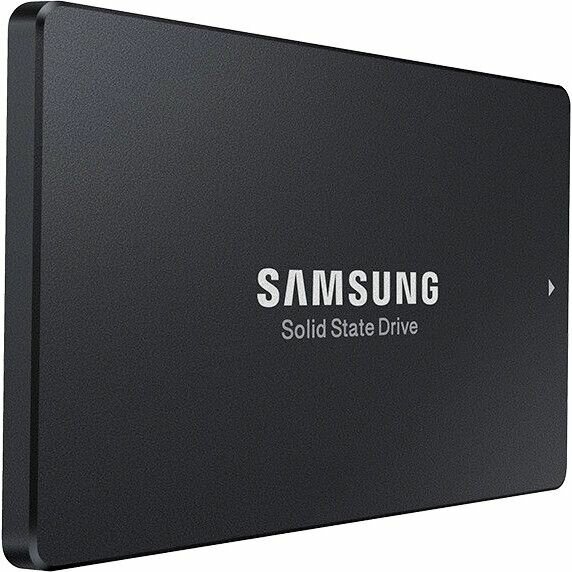 SSD-накопитель Samsung MZILG30THBLA-00A07 30.72 ТБ 2.5" — фото 1