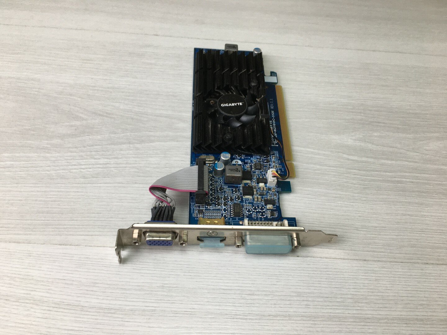 Видеокарта 512Mb GeForce 210 GT, Gigabyte GV-N210OC-512I