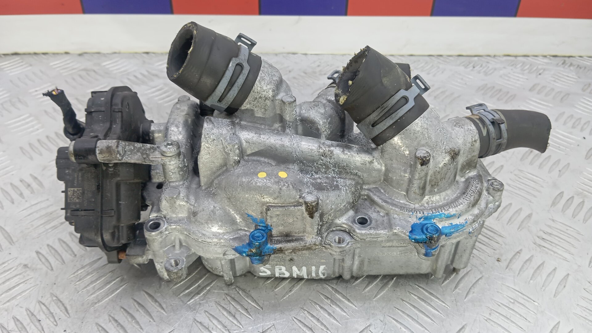 Водяной насос бензиновый SKODA OCTAVIA A8, Номер 05E121111A