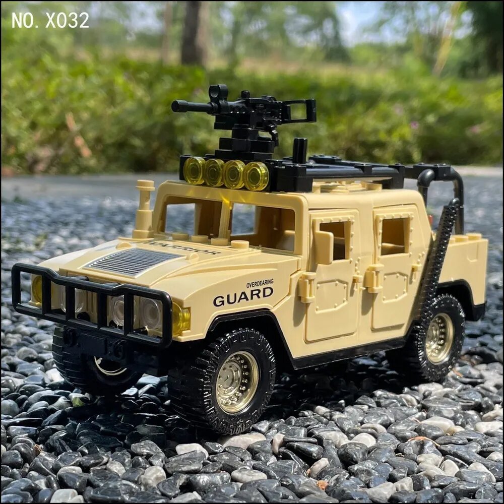 Конструктор Полицейский джип Хаммер SWAT Hummer, 63 детали, песочный цвет, совместим с конструкторами