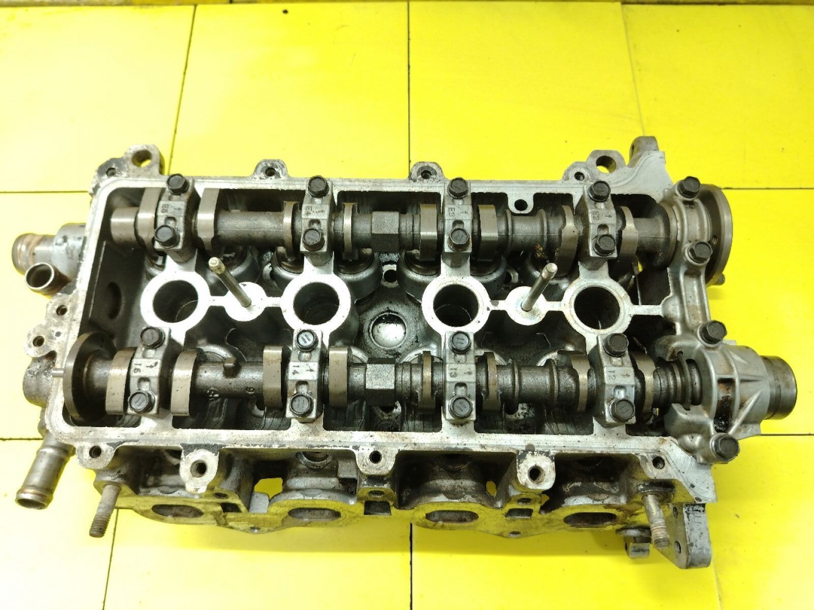 Головка блока цилиндров Toyota 1SZ-FE Б/У с пробегом