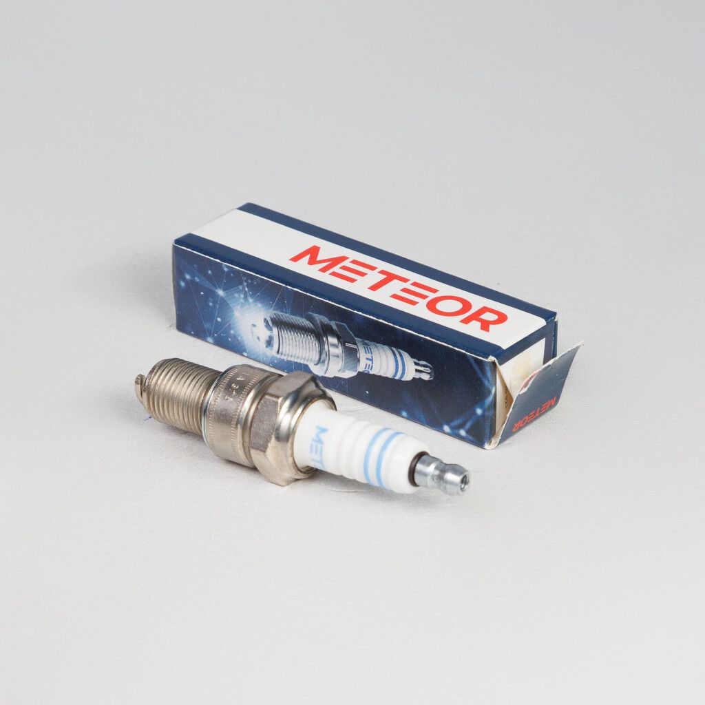 Свеча зажигания Meteor Blue Line SA 221 (WR7DCX+) на ВАЗ-2111