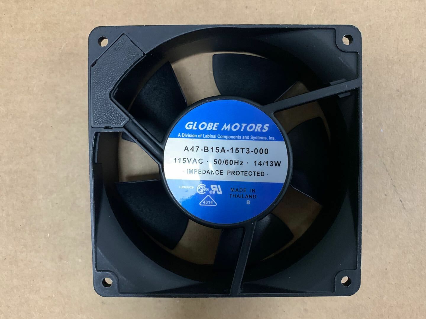GLOBE MOTORS A47-B15A-15T3-000 12038 115V 14 / 13W вентилятор алюминиевой рамы -