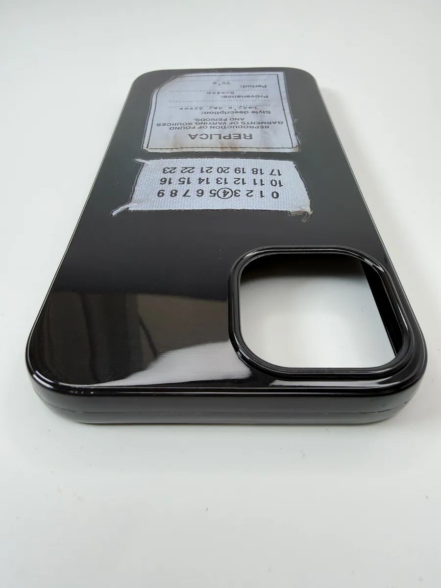 Чехол-Накладка для смартфона Apple iPhone 13, материал силикон, цвет черный — фото 1