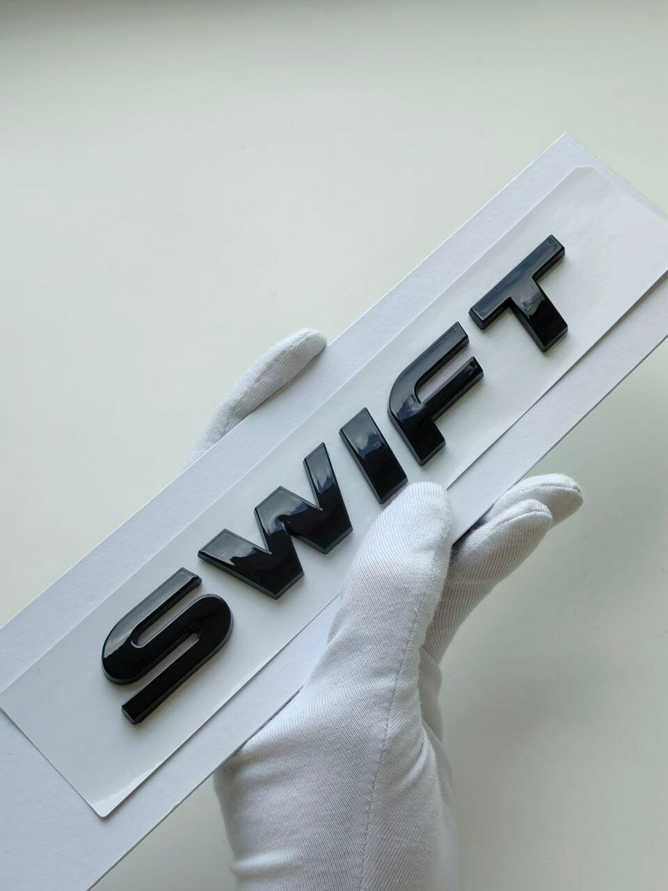 Надпись Swift 165*21 мм шильдик эмблема Suzuki Сузуки на автомобиль