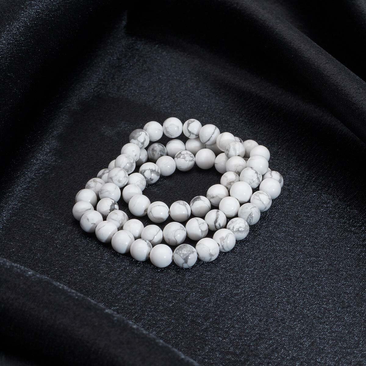 Бусины Кахолонг, круглые, 6мм, на нитке 38см, Astra&Craft