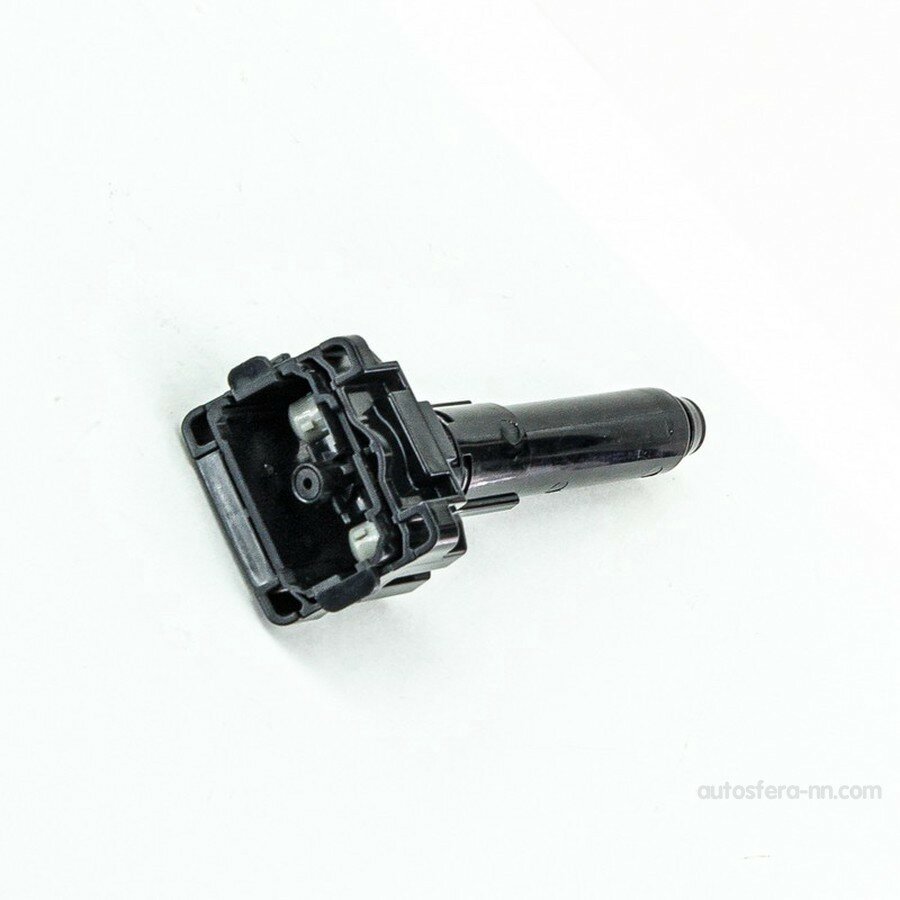 DOMINANT MZ20028100001 Форсунка омывателя фары правая