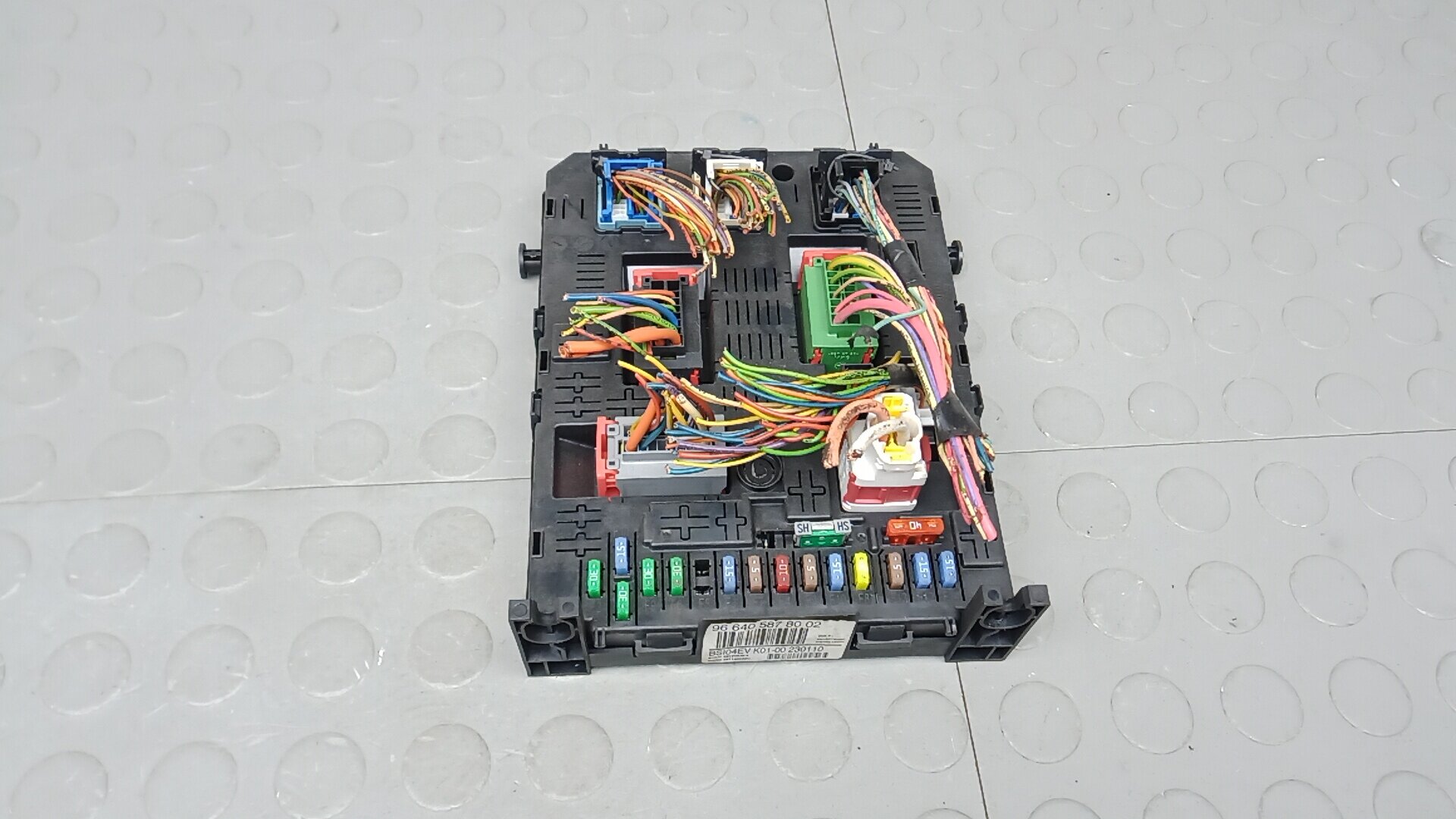 Блок бортовой сети (блок управления BCM) PEUGEOT 5008, Номер 966405878002