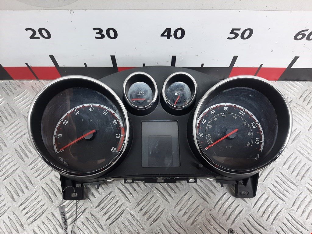 Панель приборная (щиток приборов) / 503406 13349519 13434111 для Opel Meriva B (с пробегом)