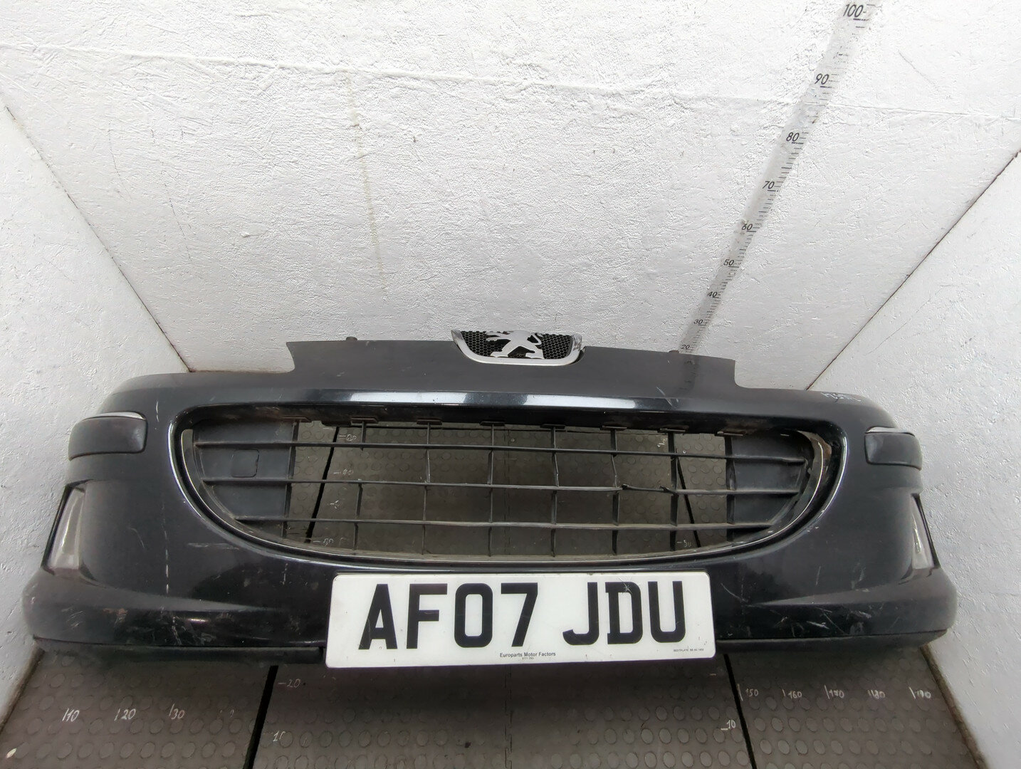 Бампер передний Peugeot 407 Б/У