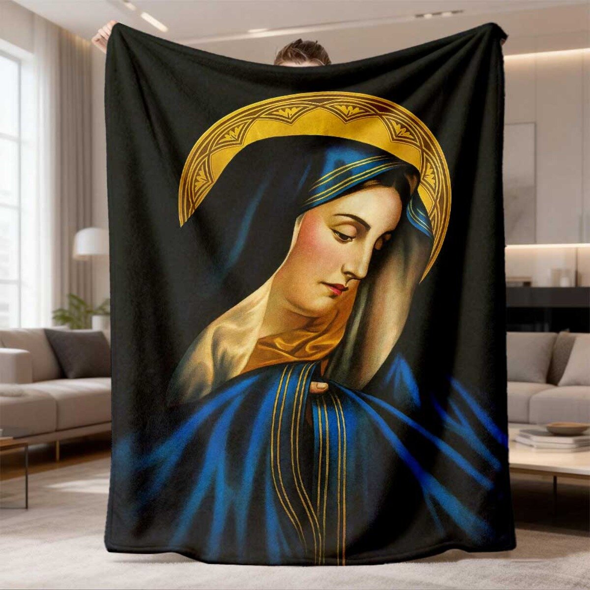 Плед фланелевый чёрный с изображением Девы Марии, 100×75 см
