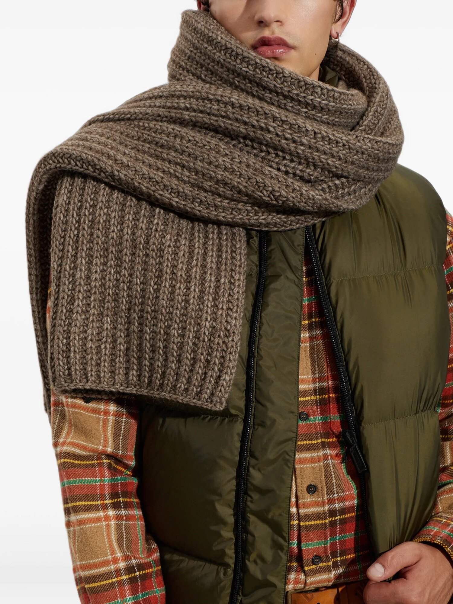 Шарф DSQUARED2 Logo-plaque ribbed scarf для мальчиков, коричневый — фото 1
