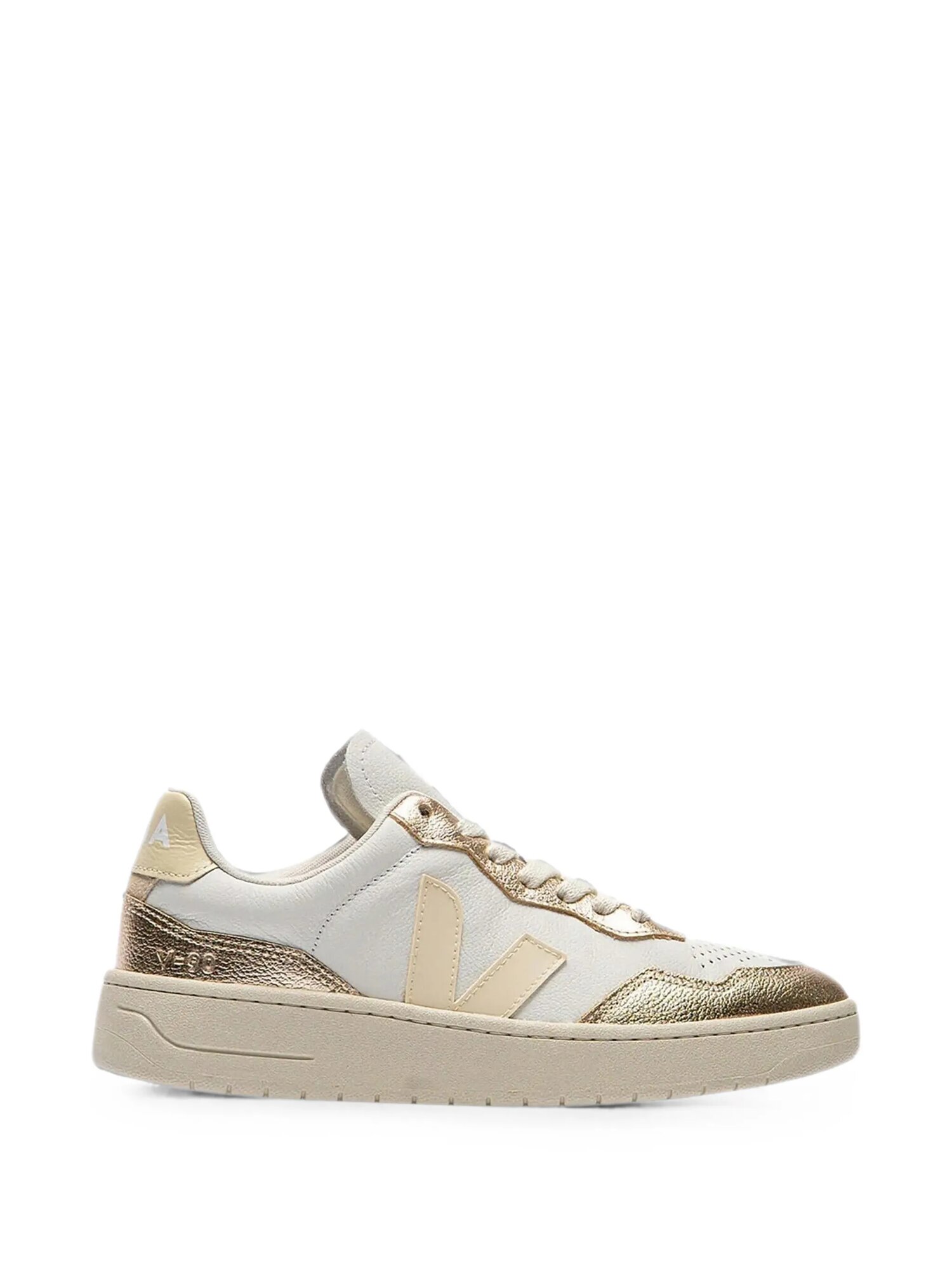 Кроссовки