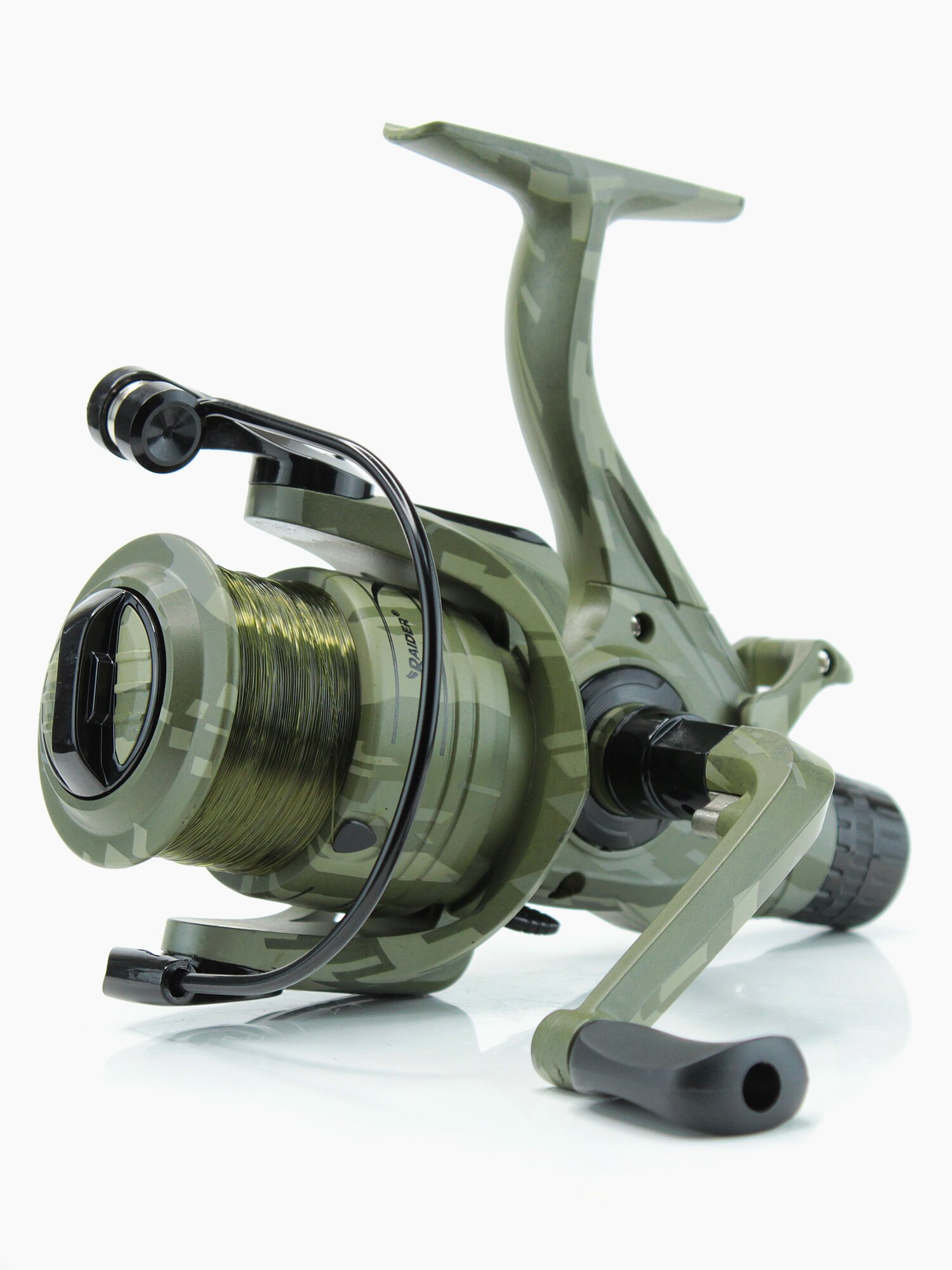Катушка рыболовная RAIDER TOUREG RF6000 с байтраннером 5+1подш. (4,7:1) с леской 0,35 мм.
