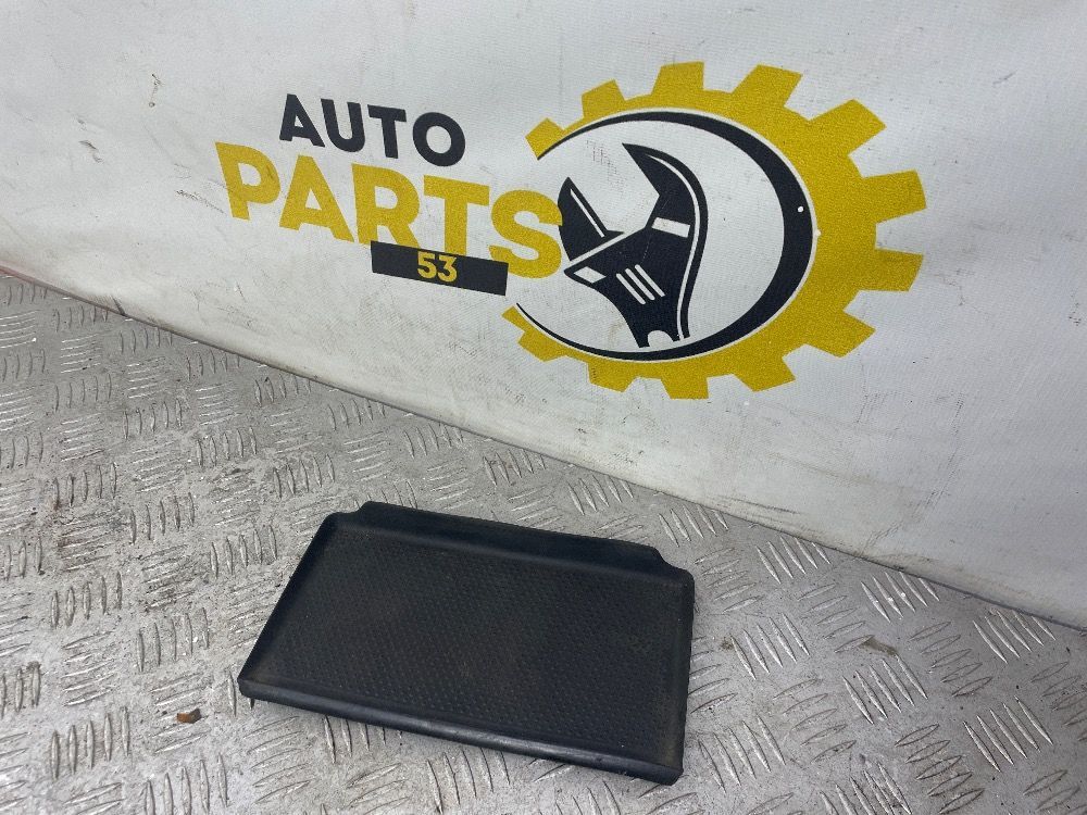 Коврик центральной консоли Volkswagen Passat б5 Б/У с пробегом