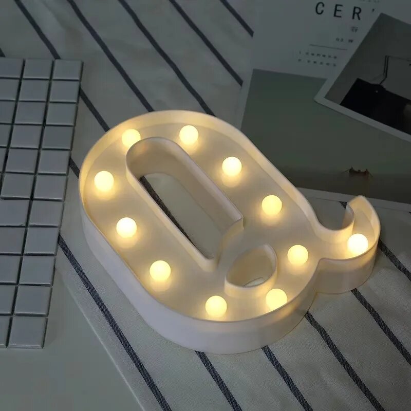 LED ночник-буква Q, белый, 16 см