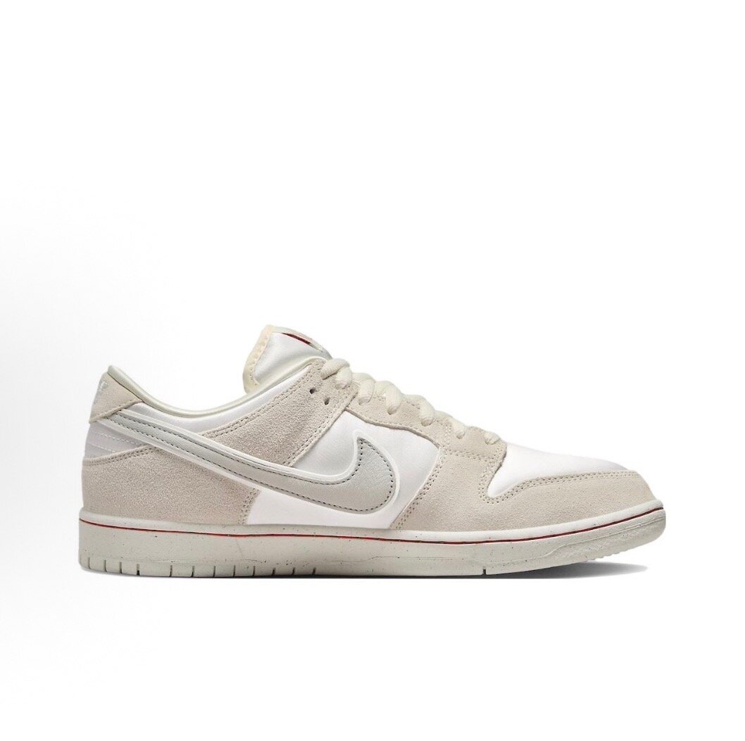 Кроссовки NIKE Dunk Low, размер 10us / 28cm / 44eu, бежевый — фото 1