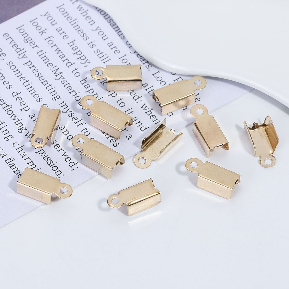 3*6mm Концевик для шнура / Зажим для ленты /медный, комплект из 200 шт. светло-желтый