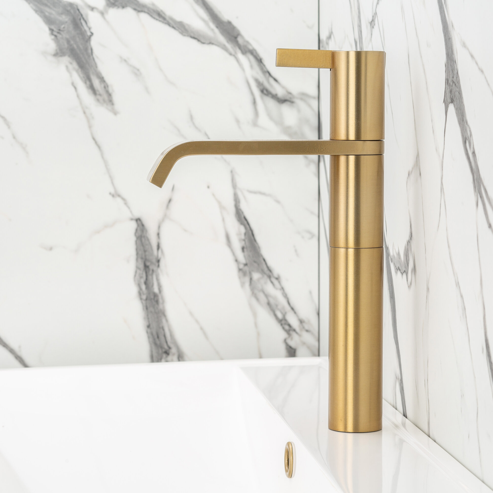 Смеситель для раковины BRUMA BREEZE 168 210 1SR золото матовое