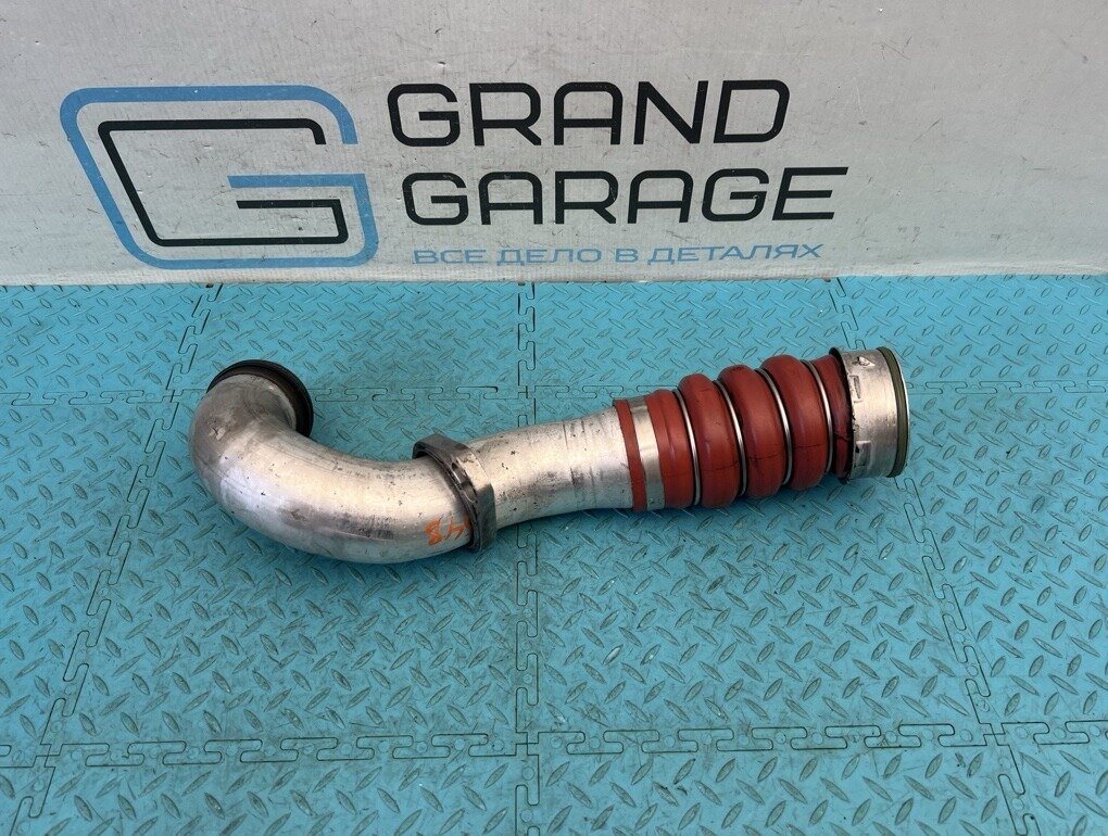 Патрубок интеркулера BMW X5 2007 E70 M57D30 3.0 OEM 11617796291