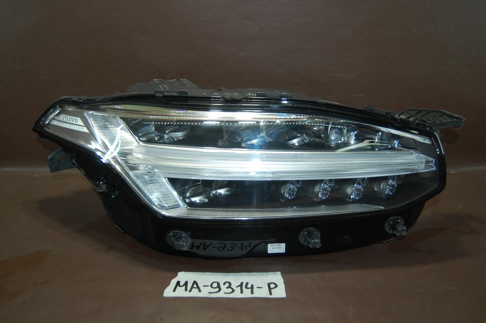 Фара правая (светодиод) для Volvo XC90 (2014-н.в.) 31446881
