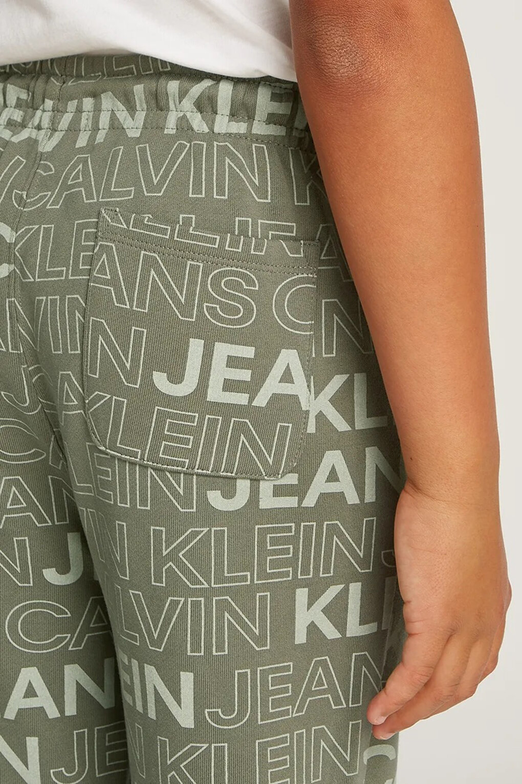 Брюки Calvin Klein Jeans, размер 152, хаки — фото 1
