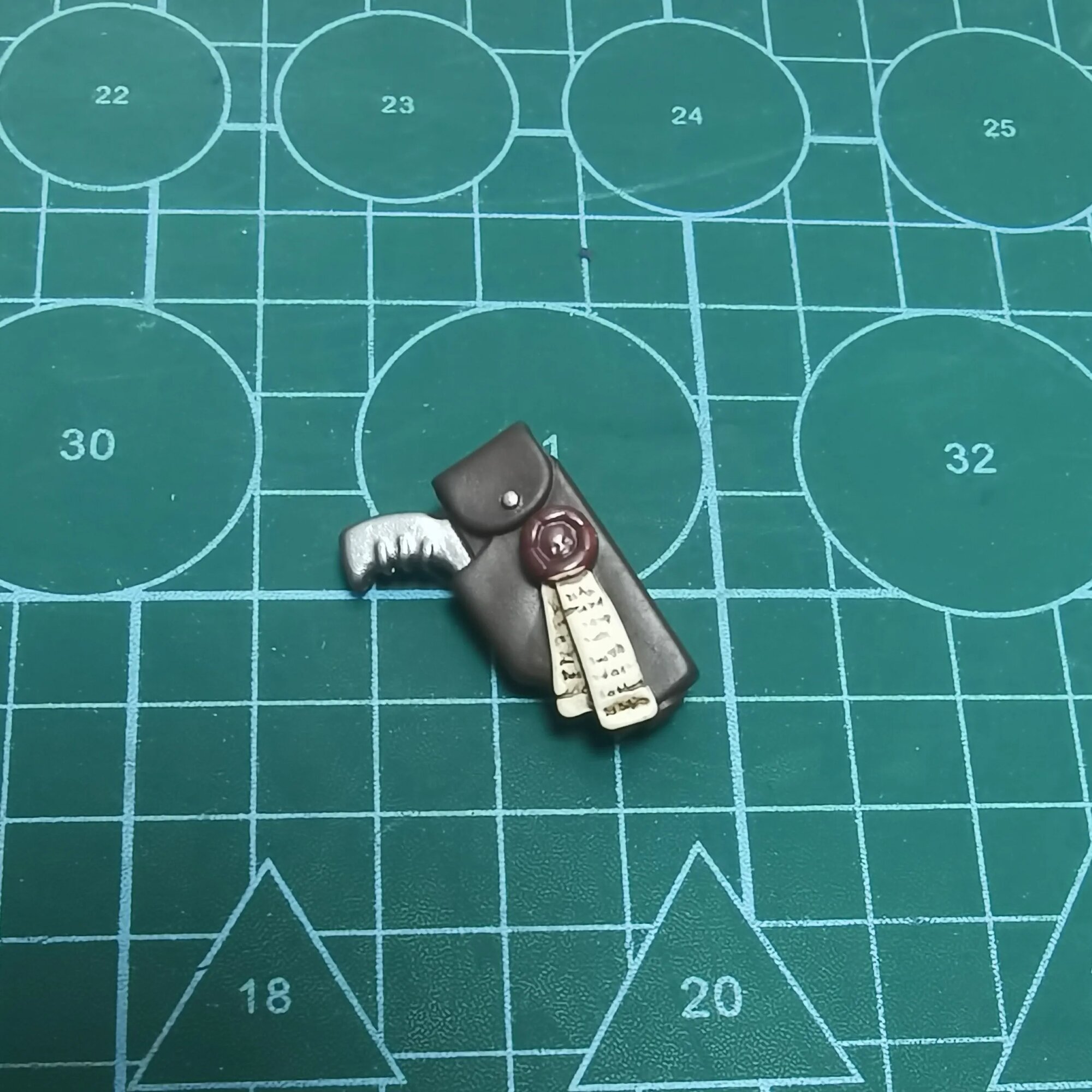 JOYTOY Warhammer 40K Фигурка Брата Валтуса 3.75 дюйма Коричневый, Toy Accessory 10