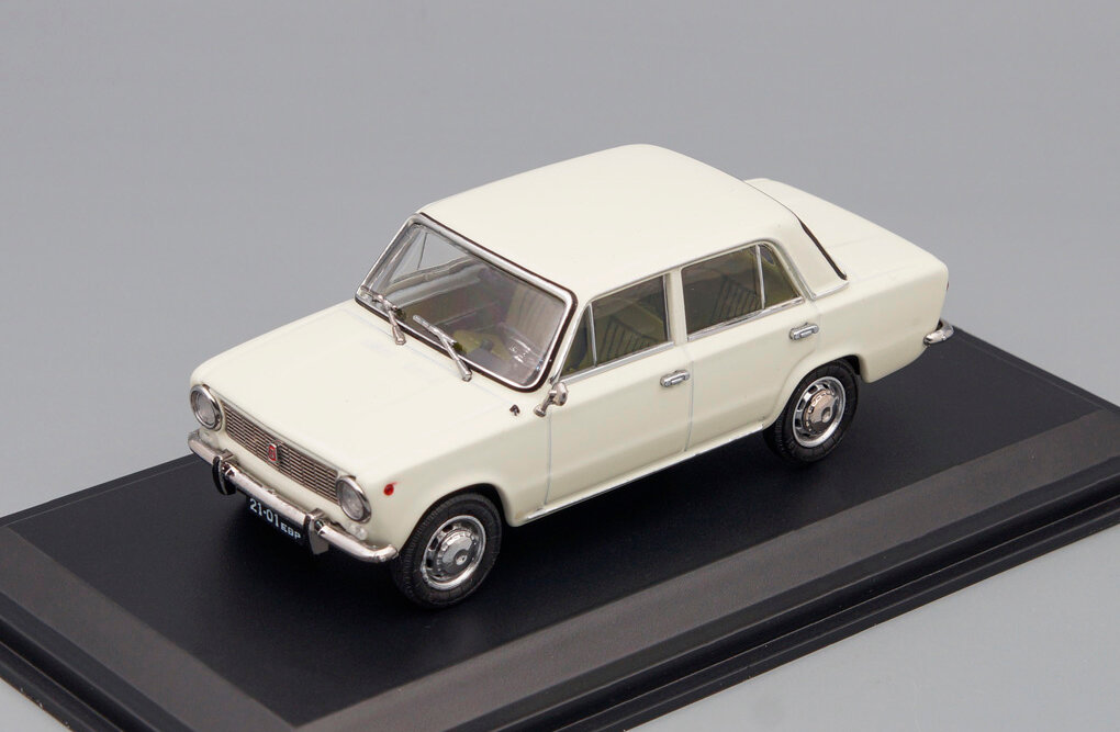 Модель коллекционная EVR-MINI Волжский автомобиль 2101 "жигули" белый (новая резина) / волжский автомобиль